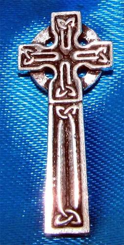 celtic cross badge